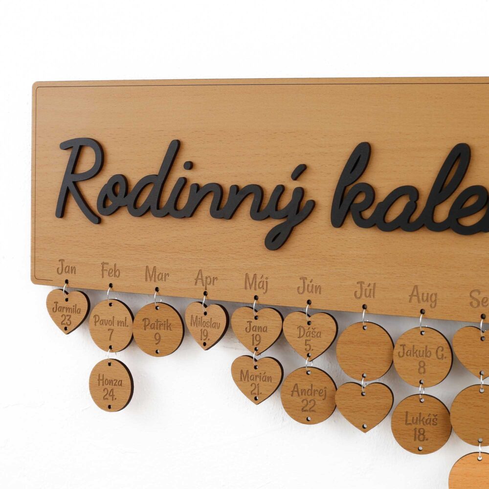 Rodinný kalendár - Srdiečka a krúžky - Buk | DrevoĎed.sk
